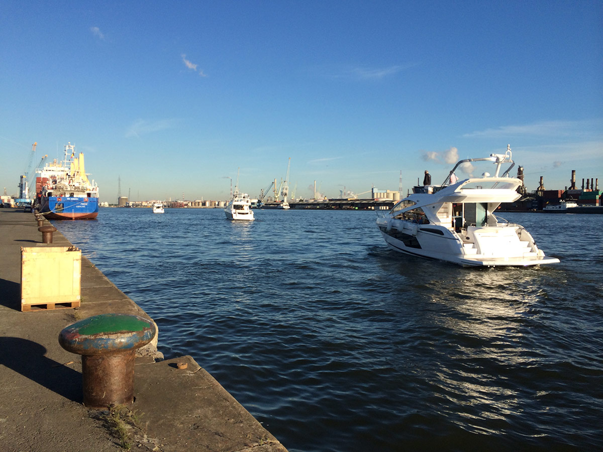 Sea Deliveries - SuperYacht Shipping